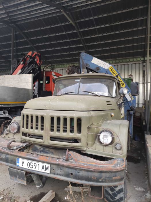 Камион ЗИЛ 131 с Кран гр. Ямбол Боровец • OLX.bg