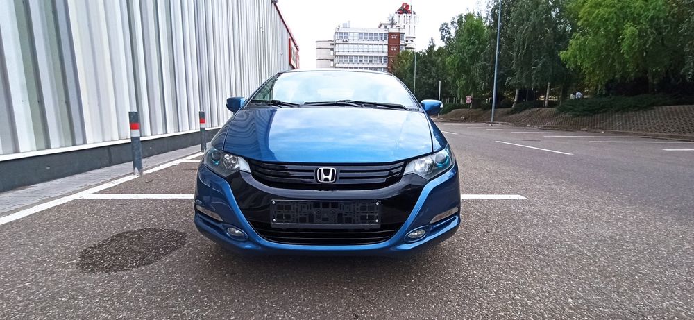 Vând Honda Insight hibrid 3200 euro Bucuresti Sectorul 3 • OLX.ro