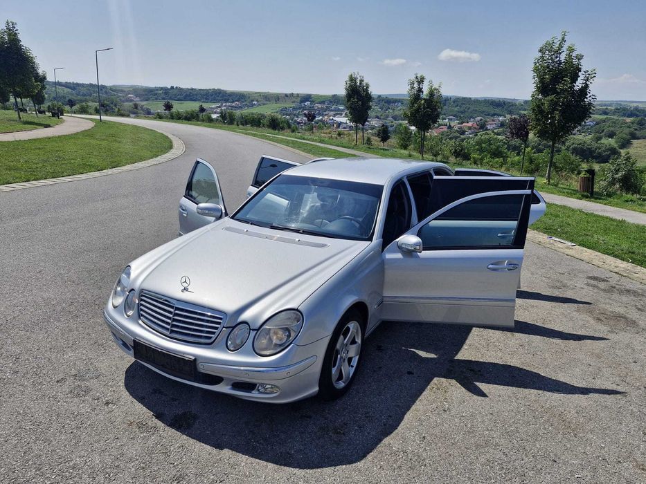 Mercedes E220 / 2003 / Dric SD Funerar / Limuzină / Limousine Iasi • OLX.ro