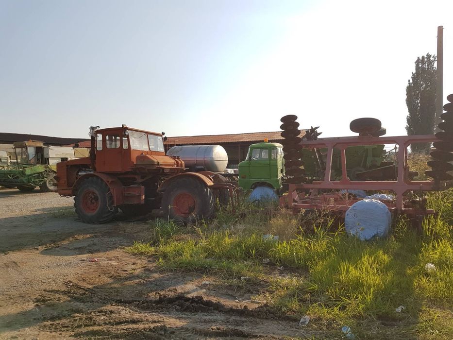 Трактор K-700 с. Гергевец • OLX.bg