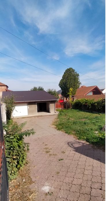 Vând garaj și teren ultracentral Simeria • OLX.ro