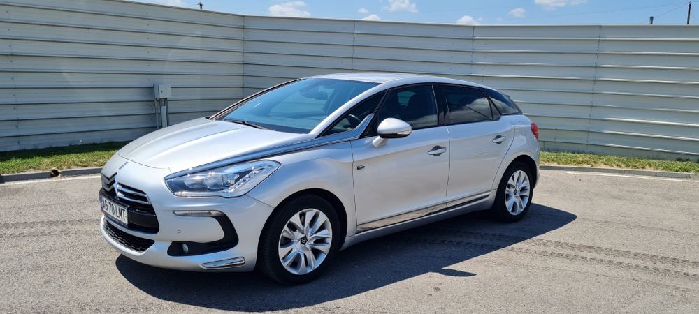 Citroën DS 5 Hybrid (diesel+electric), 4x4, automata, 200 CP Voinesti • OLX.ro