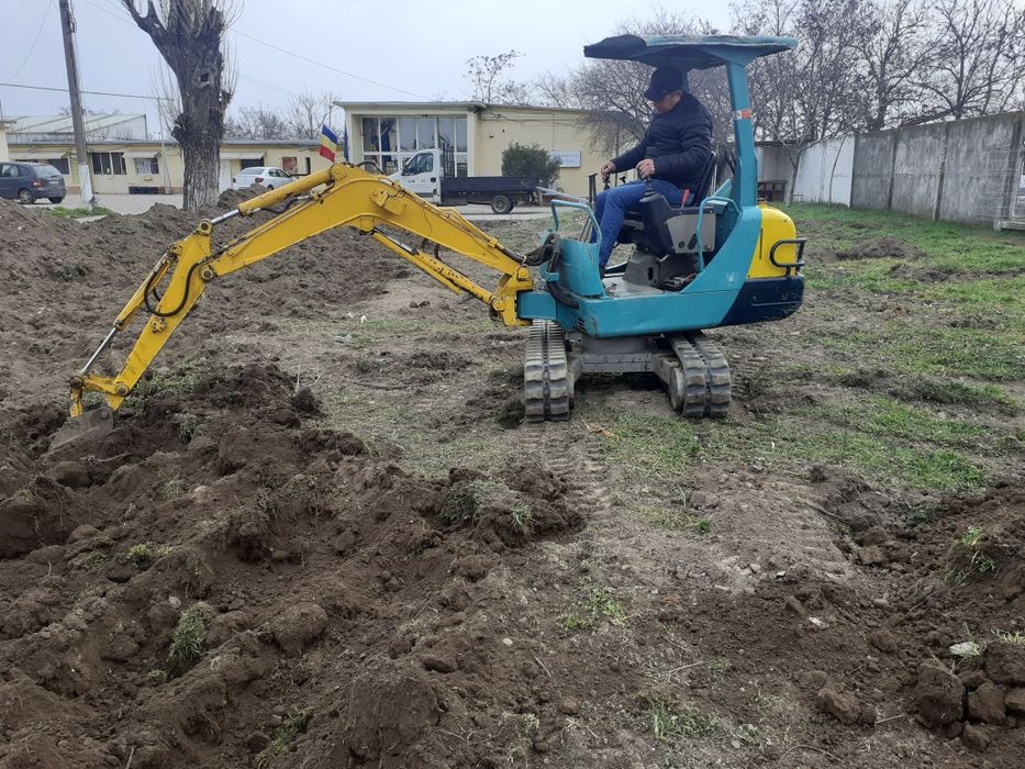 Lucrari Buldo excavator mini excavator ,sapaturi,debarasari moluz,rada ...