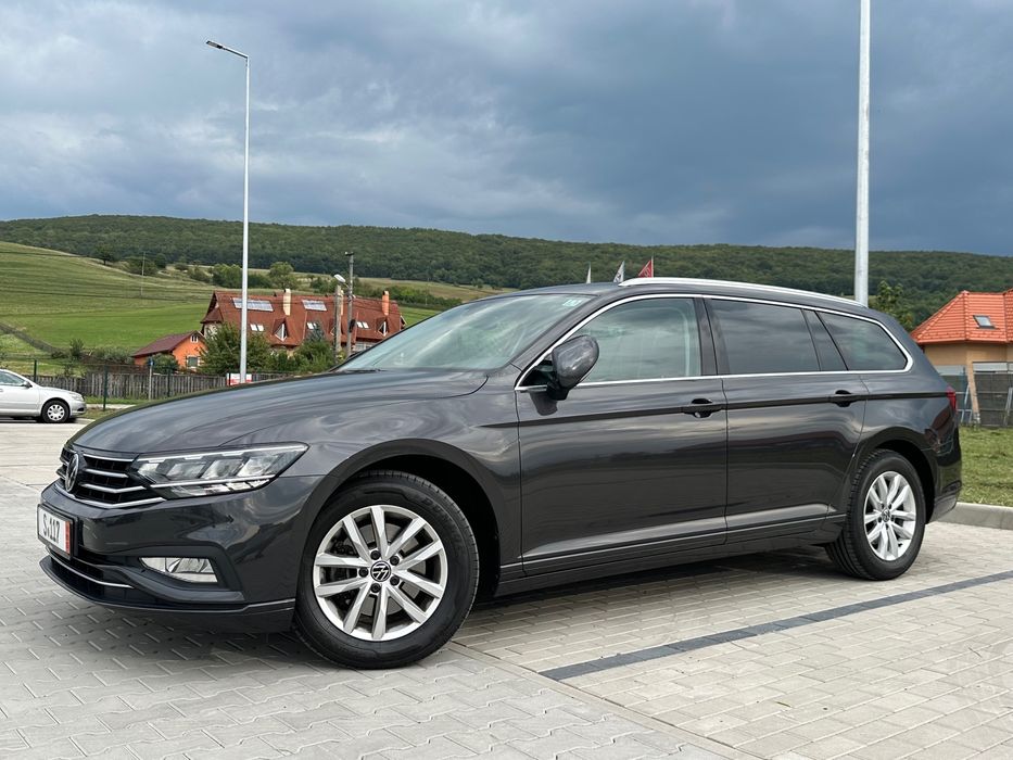 VW Passat B8/Model Nou/2022/Comfortline/2.0Tdi 150cp/DSG/LED/Navi ...