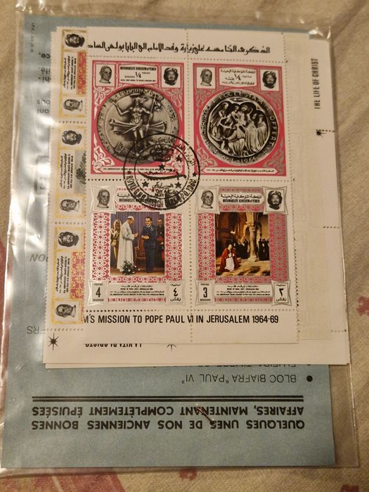 Vând plicuri cu timbre filatelice Deve • OLX.ro