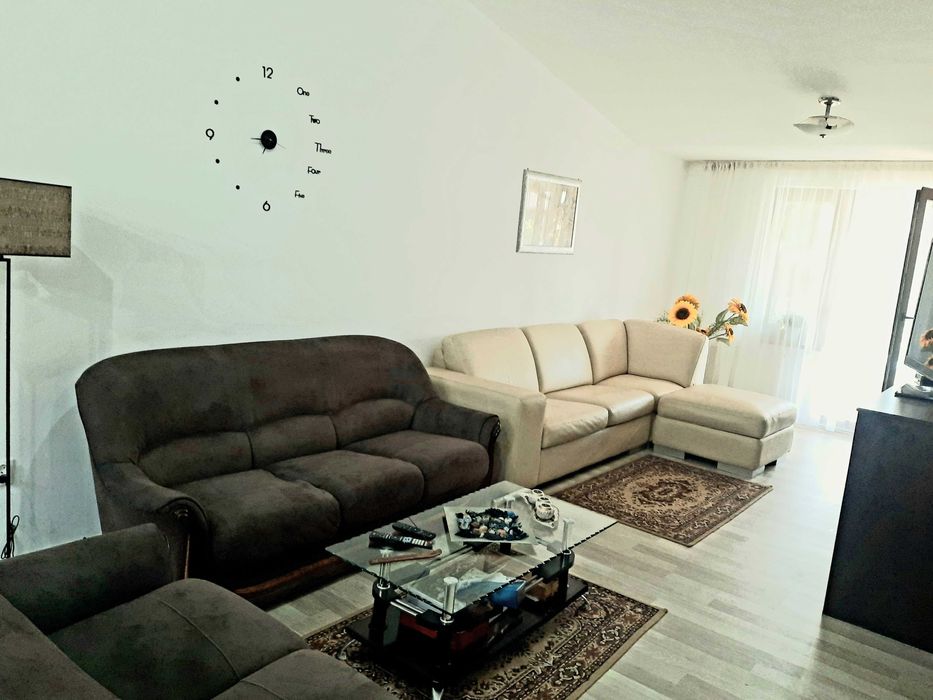 Casa cu 4 camere - Cartierul Verde Arad • OLX.ro