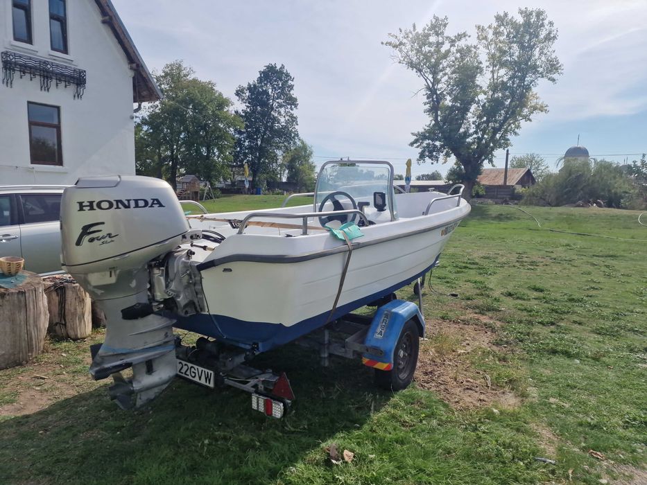 Barca Terhi 470 , Honda 4T, 40 cp + peridoc inmatriculat Ploiesti • OLX.ro