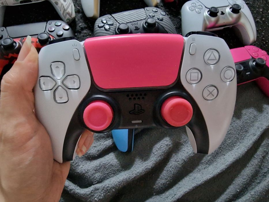 Controler joystick maneta ps5 ediții speciale Bucuresti Sectorul 3 • OLX.ro