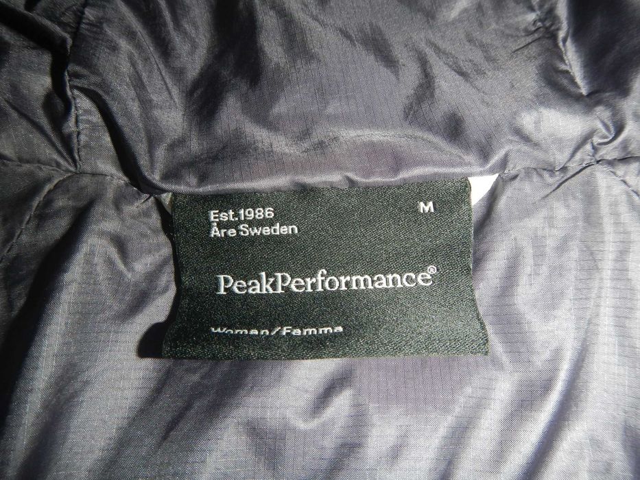 Geaca Peak Performance Heli Primaloft . Marimea M-Women. Cluj-Napoca • OLX.ro