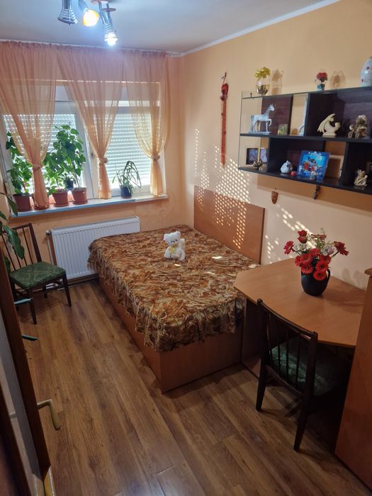Inchiriez camera Constanta • OLX.ro