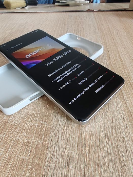 Vivo x200 ultra alb Targoviste • OLX.ro