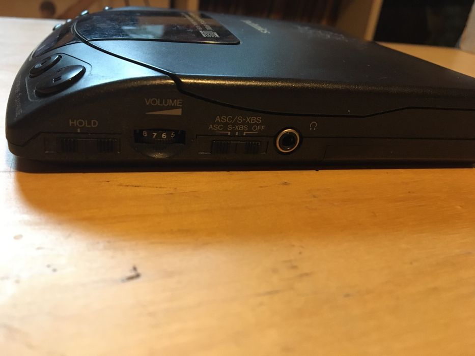 Technics Cd Player portabil Blidari • OLX.ro