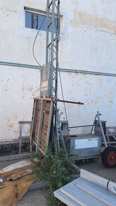 Vind macara pentru constructii 6m inaltime cu platforma Oradea • OLX.ro