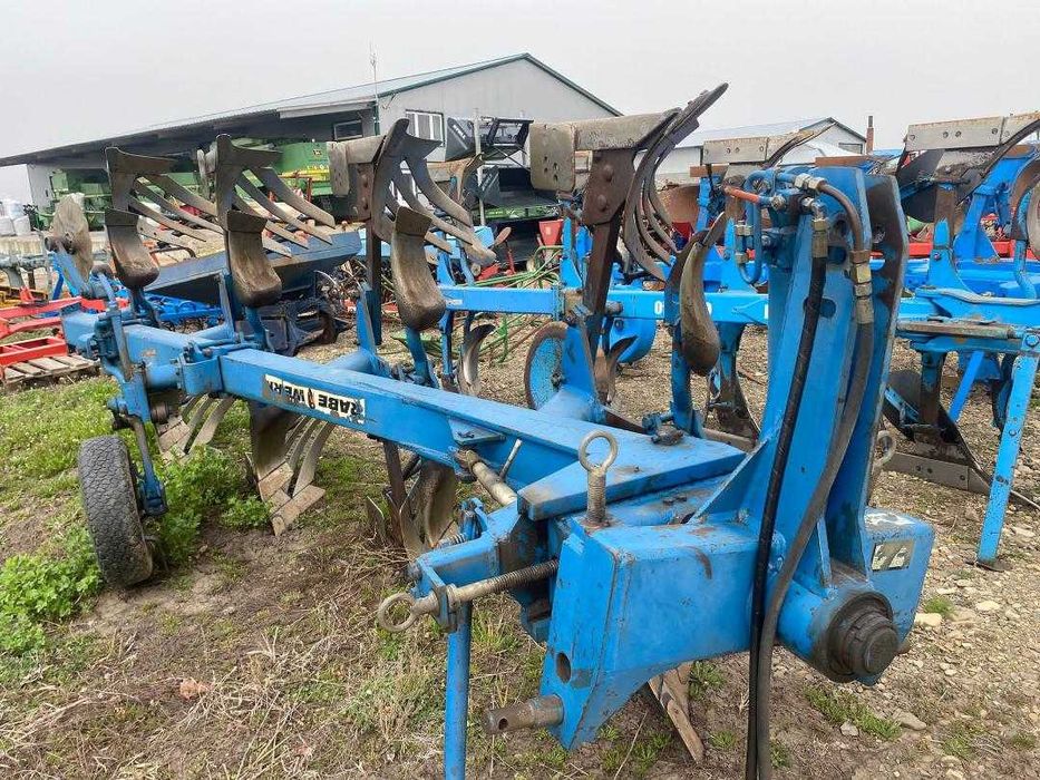 Pluguri cu 2,3 si 4 cormane Romanesti • OLX.ro