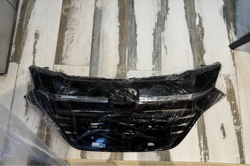 Решетка Honda Hr-v 2015+ гр. Пловдив Захарна фабрика • OLX.bg