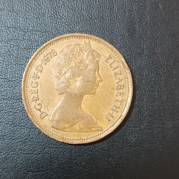 NEW PENCE 1978 . Bucuresti Sectorul 3 • OLX.ro