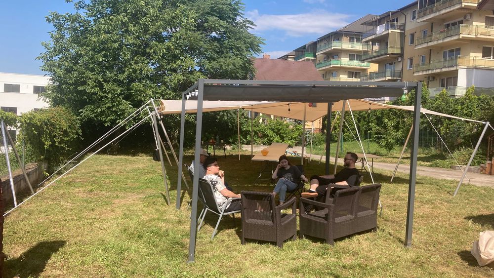 Cort African 78mp de inchiriat pentru garden party, nunta, botez, etc ...