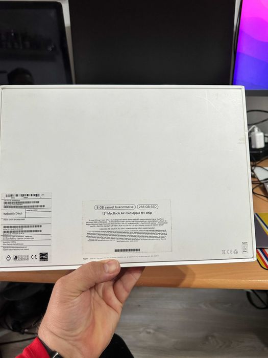 Apple Macbook Air M1 /Space Gray / 25 cicluri /Windows / Office Targu Ocna • OLX.ro