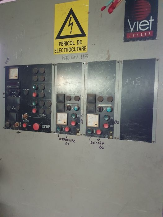 Masina de calibrat marca viet latime de 130 cm . Stare perfecta de fun ...