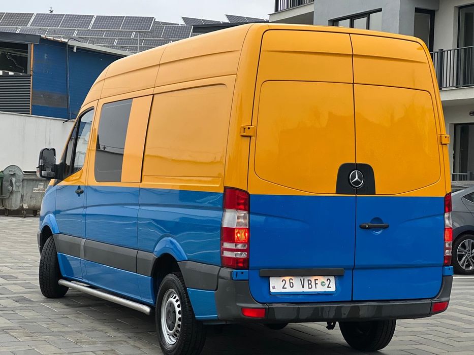 Mercedes Sprinter Dublu Cabină / 7 locuri Botosani • OLX.ro