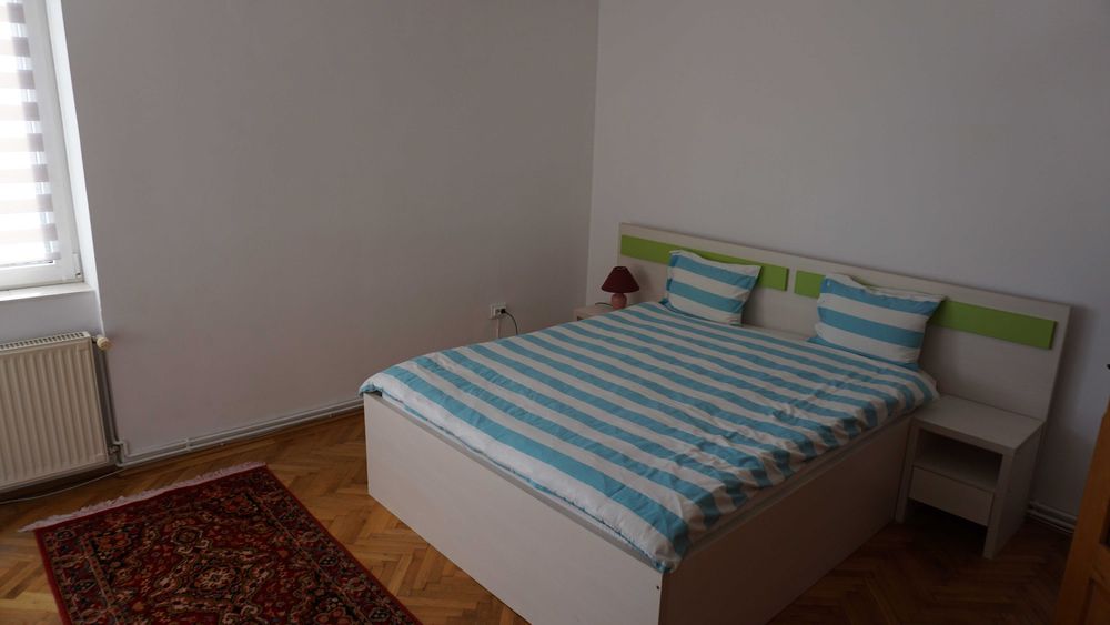 4 Camere de inchiriat la casa cu curte langa magazinul STAR Brasov • OLX.ro