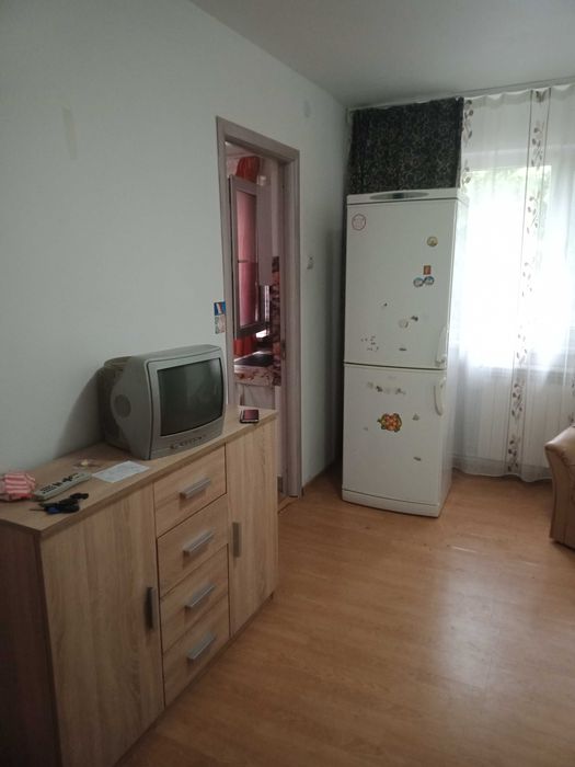 Apartament cu 2 camere in Micro 40, etaj 1, renovat, Galati • OLX.ro