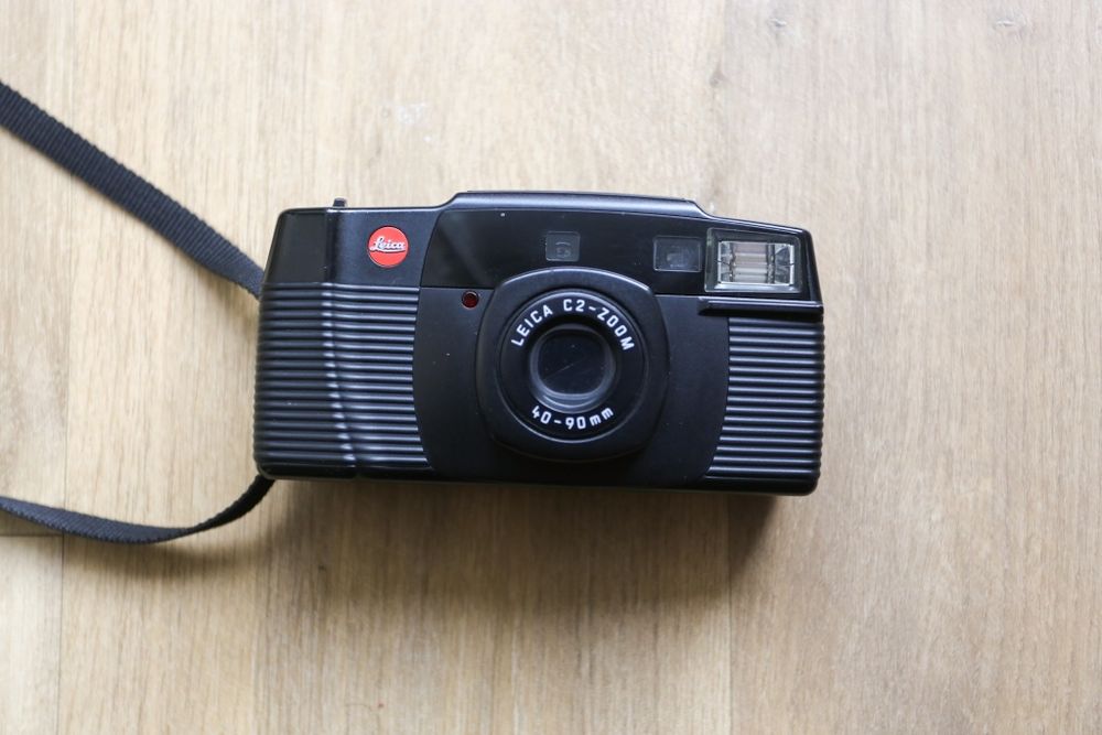 Leica C2 Zoom, aparat foto cu film, editie limitata, de colectie Paltin ...