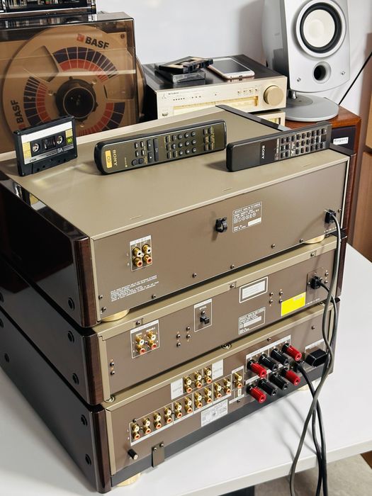 Amplificator Hi-Fi SONY F770ES,MOS-FET-power,champagne,laterale lemn ...