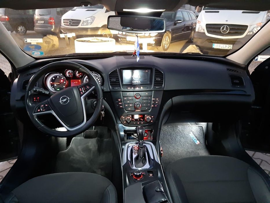 Opel insignia in stare buna Patarlagele • OLX.ro