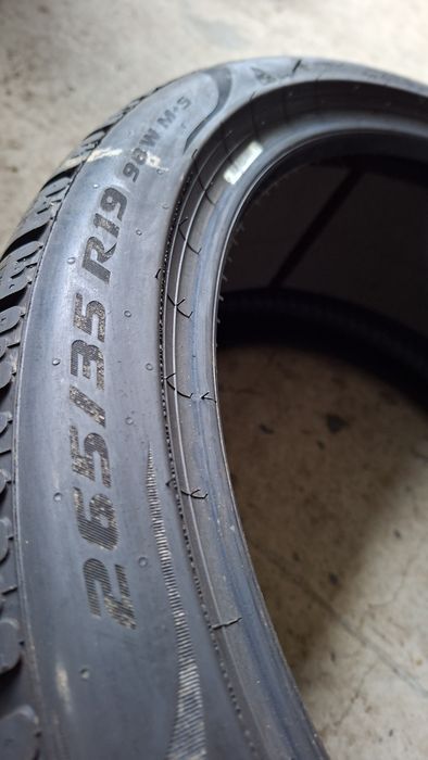 1buc 2024 265 35 R19 Pirelli iarna M+S cauciuc anvelopa ms 19 Tecuci ...