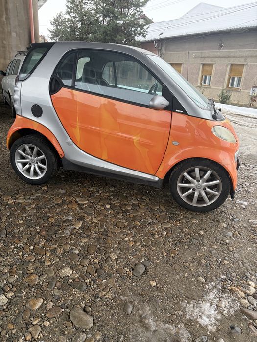 Vand smart 2 uși Lugoj • OLX.ro