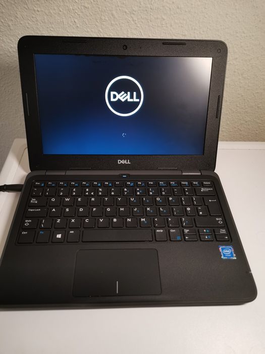 Laptop Dell Latitude 3190 Focsani • OLX.ro