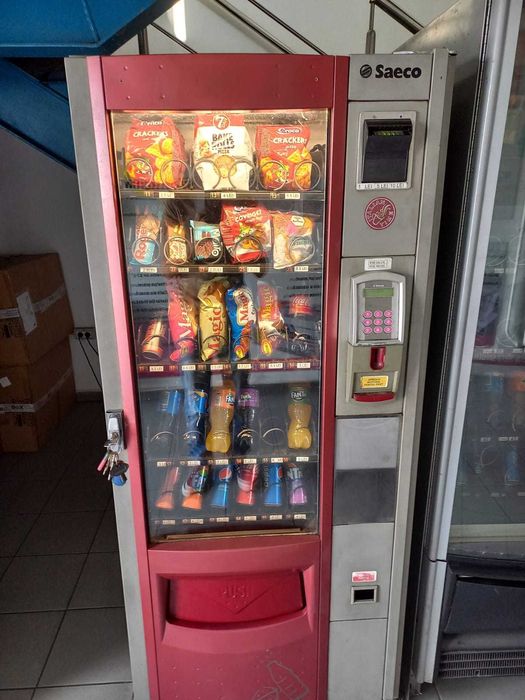SAECO Vending Machine/Vitrina Automata Frigorifica Roman • OLX.ro