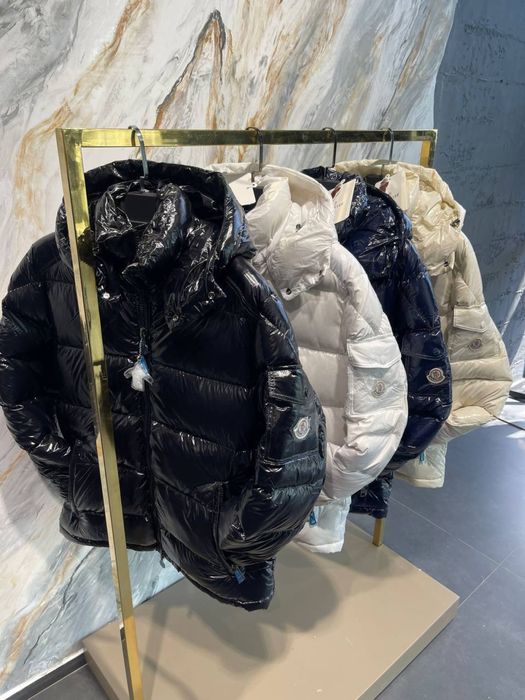 Geaca Moncler maya Calitate premium luxury Ilfov Popesti-Leordeni • OLX.ro