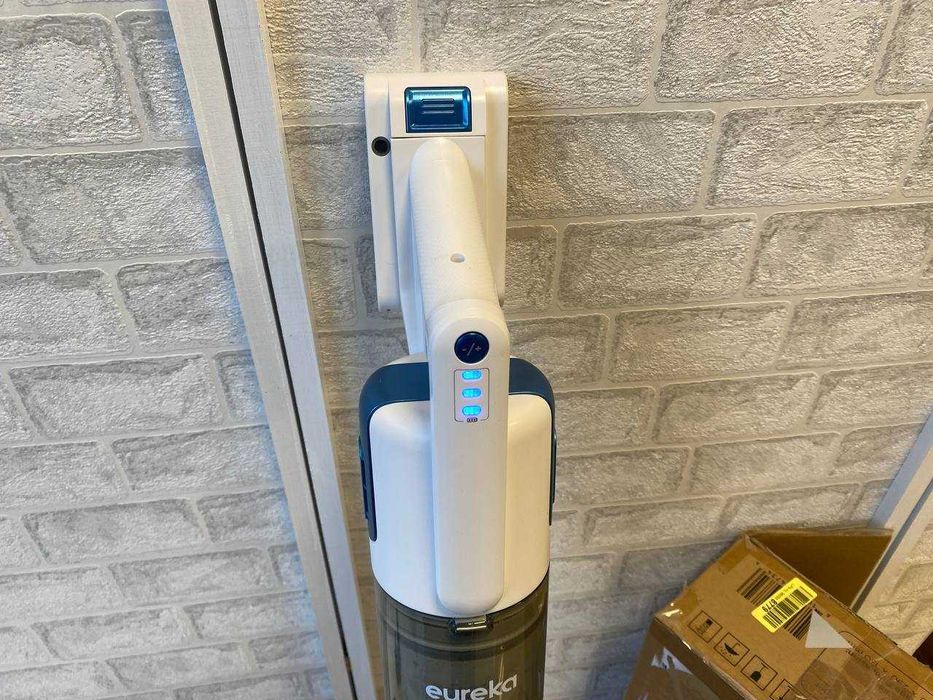 Акумулаторна прахосмукачка Eureka BR5 2в1 Вертикална 11kPa 22.2V 250W ...