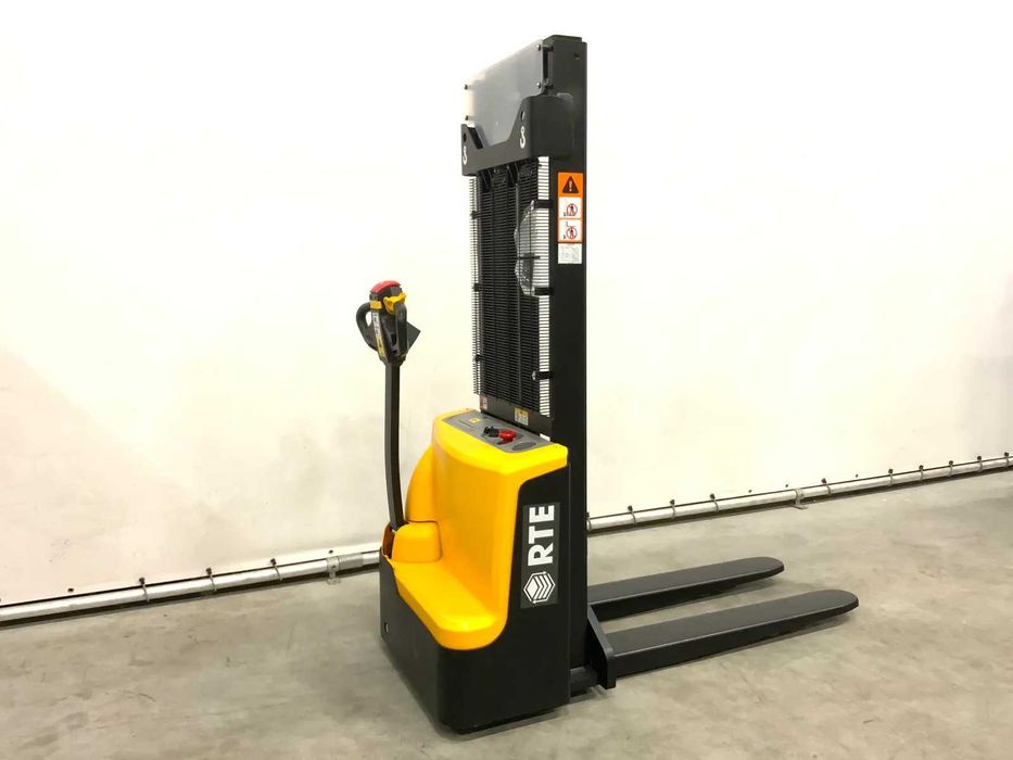 Transpalet Electric de Stivuire Sacele • OLX.ro