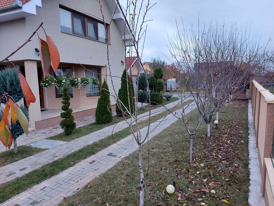 Casa de vinzare in Livada de Bihor sau schimb cu una mai mica Oradea ...