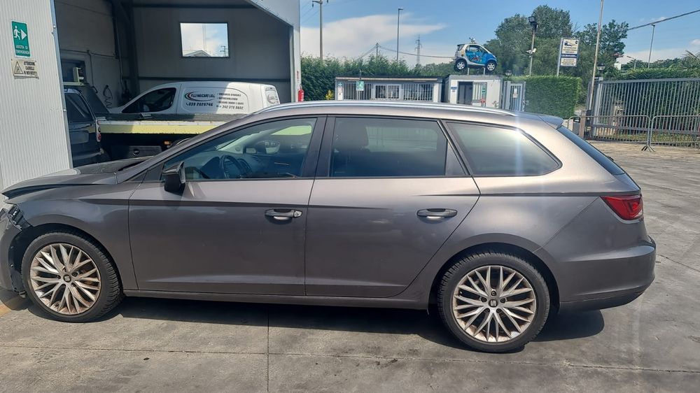 Dezmembrez seat leon 5f1 break Bucuresti Sectorul 3 • OLX.ro