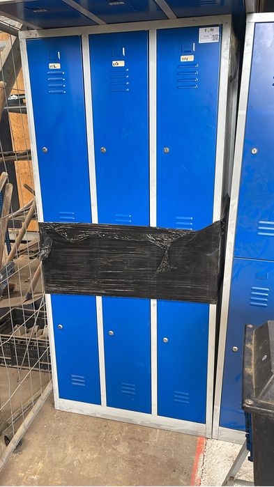 Dulap vestiar cu 6 usi Praxia • OLX.ro