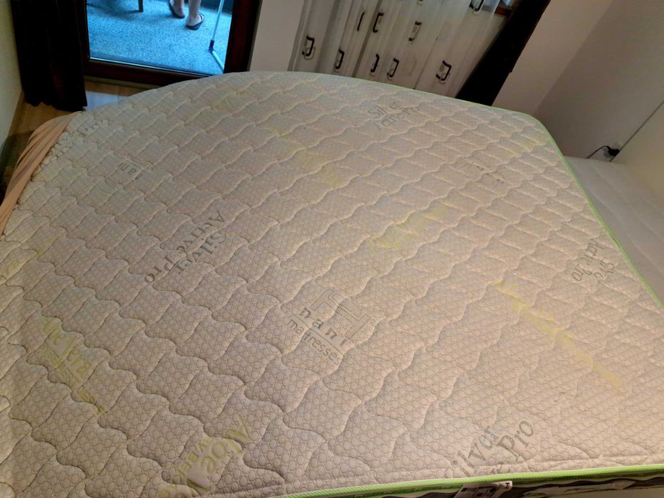 Продавам матрак ДВ 140/200/22 гр. Пловдив Каменица 1 • OLX.bg
