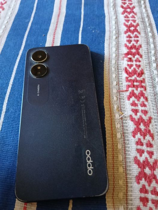 Telefon oppo are displayul spart Gura Vaii • OLX.ro