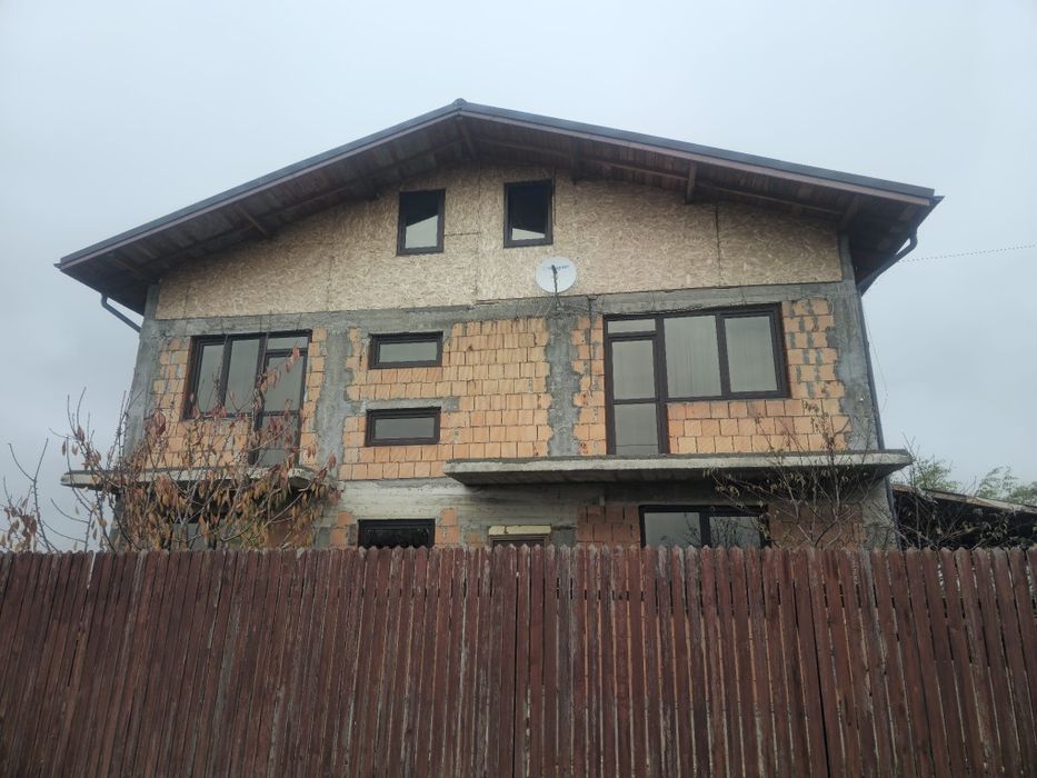 Vand casa , comuna darasti ilfov Bucuresti Sectorul 4 • OLX.ro