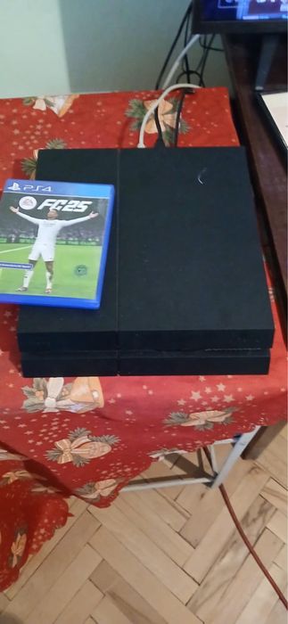 Playstation 4 с джойстик гр. Русе Родина 2 • OLX.bg