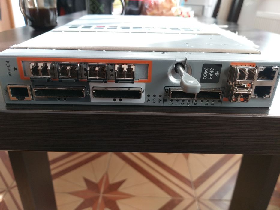 HP 683246-001 3Par StoreServ 7400 Controller QR483-63001 16GB B1 Brasov ...