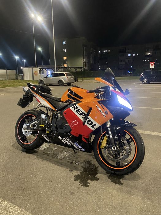 Honda CBR 600 RR 2006 REPSOL Moreni • OLX.ro