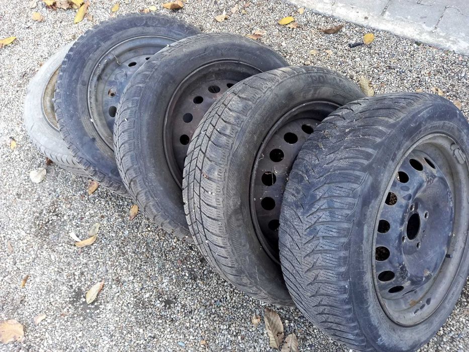 Renault Clio 3 Clio 2 Symbol, roti pe 15 cu jante originale de tabla ...