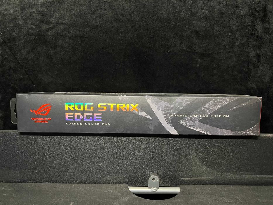 Mouse ASUS ROG Gladius III si ROG Strix Edge Nordic Limited Edition ...