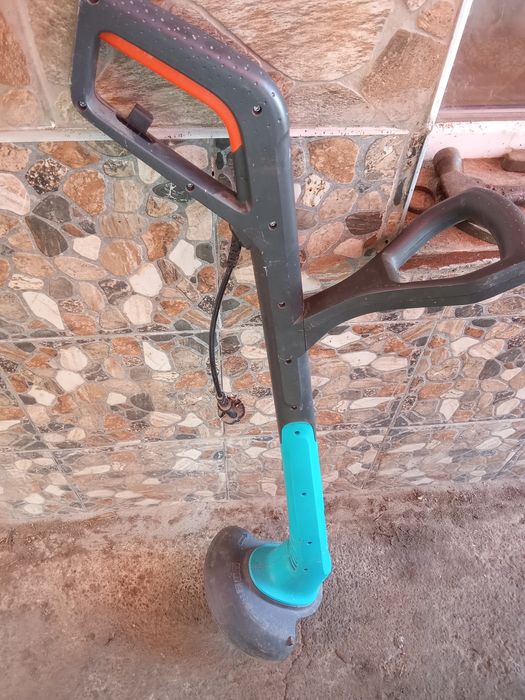 Trimer de tuns iarba adus din austria Adjudeni • OLX.ro