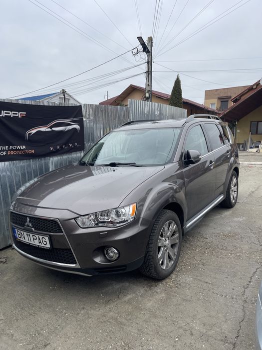 Mitshubishi Outlander Bistrita • OLX.ro
