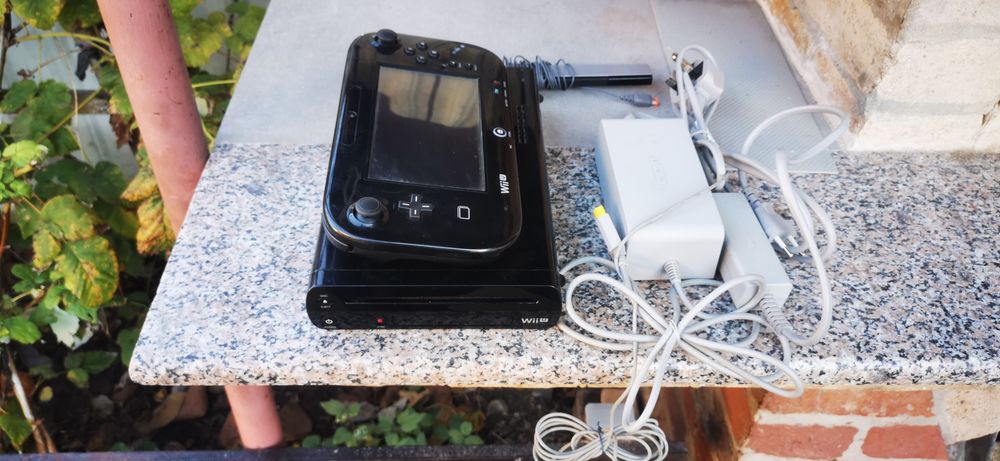 Consola Nintendo Wii U / WUP-010 (EUR) Focsani • OLX.ro